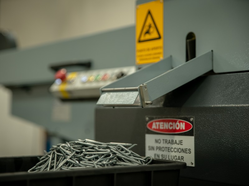 Barbed Staple Machine - World's Fastest - South Fence Machinery